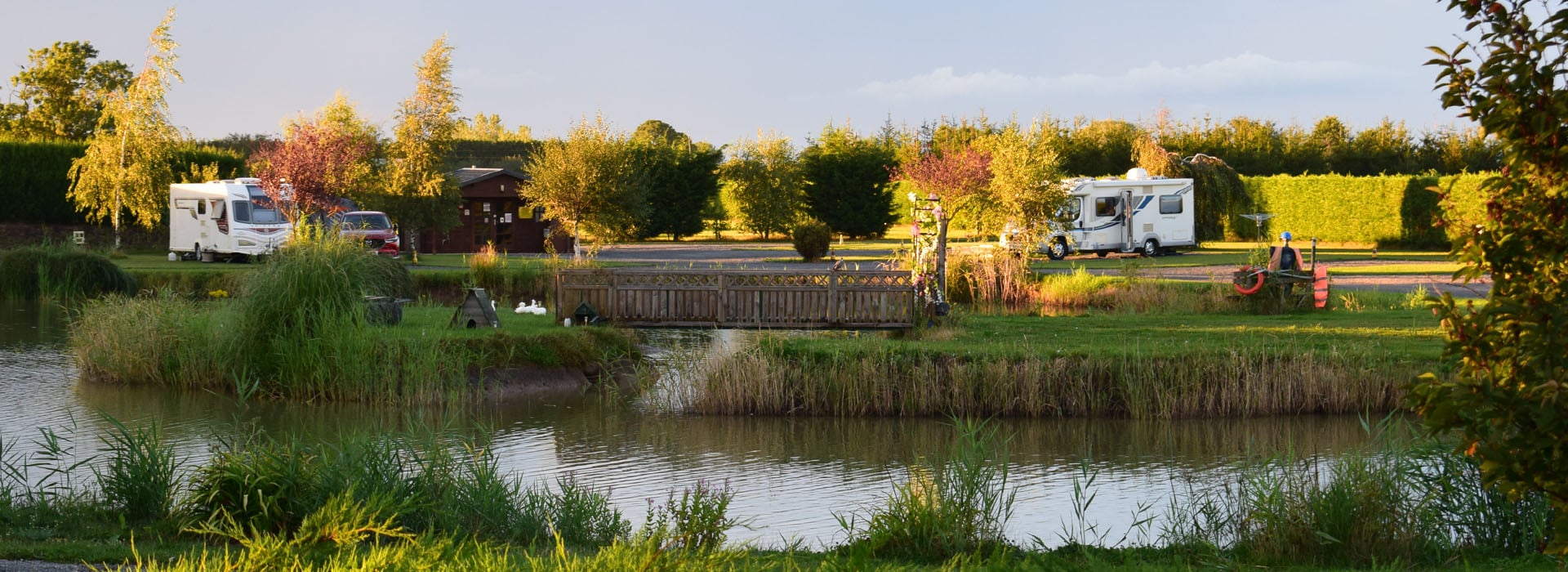 Walnut Lakes Fishing & Caravan Park - Visit Lincolnshire