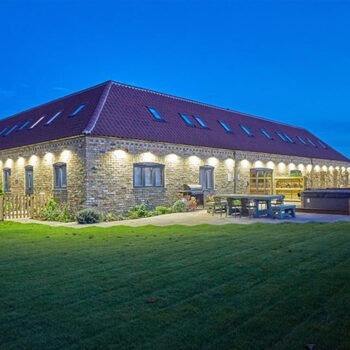 Ashlin Farm Barns - Visit Lincolnshire