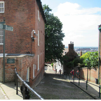 Viking Way 08 Through Lincoln Walk - Visit Lincolnshire